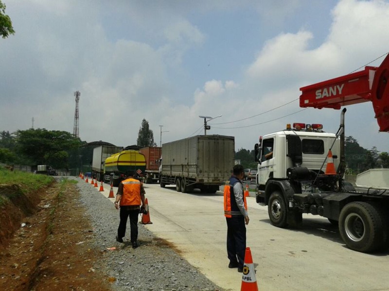 Mulai 1 April, Truk 5 Gandar dengan Beban Maksimum 45 Ton Sudah Boleh ... Mulai 1 April, Truk 5 Gandar dengan Beban Maksimum 45 Ton Sudah Boleh ...